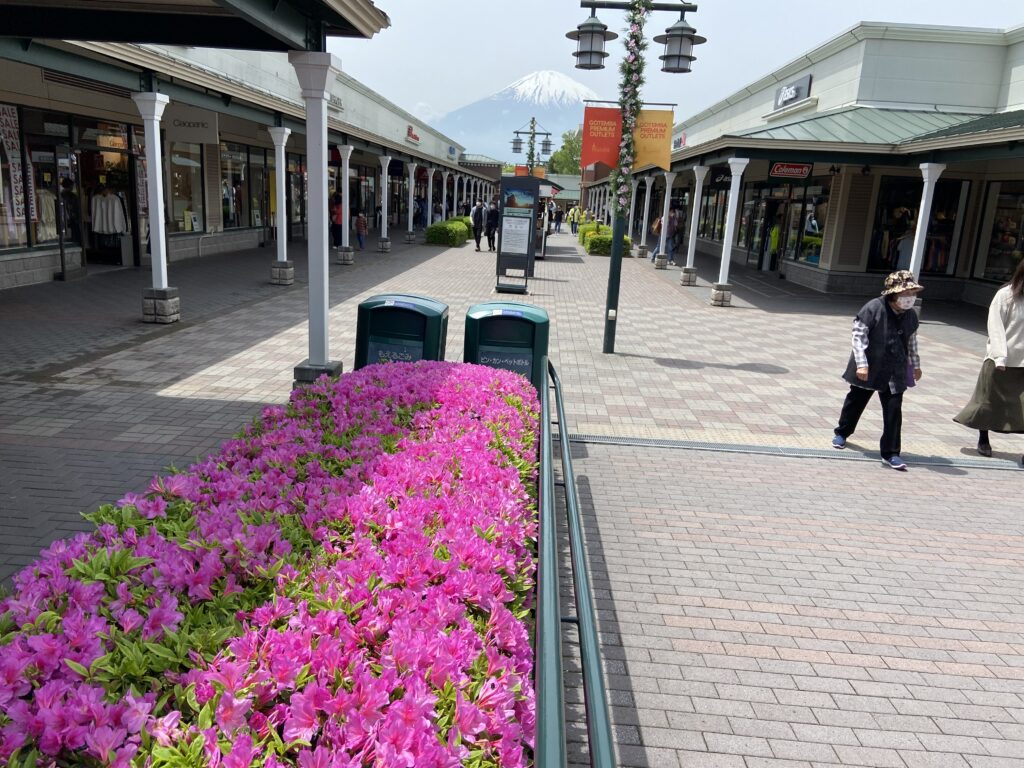 BEST VIEW SHOPPING MALL│TOKYO travel TIPS