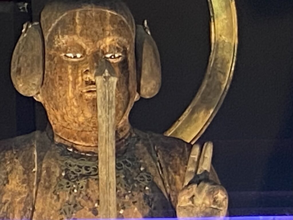 Peace sign│TOKYO travel TIPS