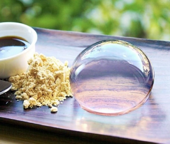 Low fat sweets art Tokyo, the rain drop cake in summer - TOKYO travel TIPS