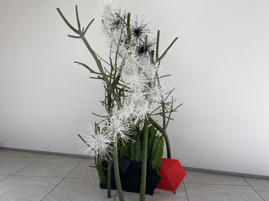 Modern Ikebana Sogetsu school and traditional temple│TOKYO travel TIPS