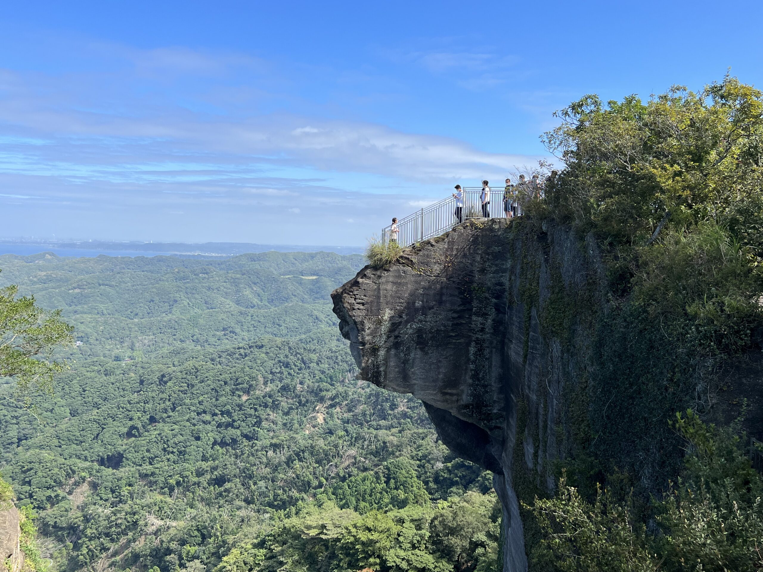 Peeking into Hell at Mt.Nokogiri 329m!