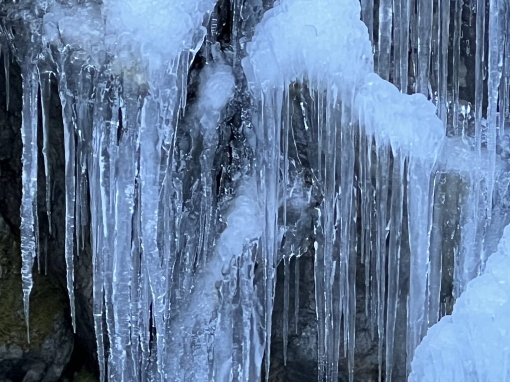 Frozen waterfalls in Okutama Tokyo!
