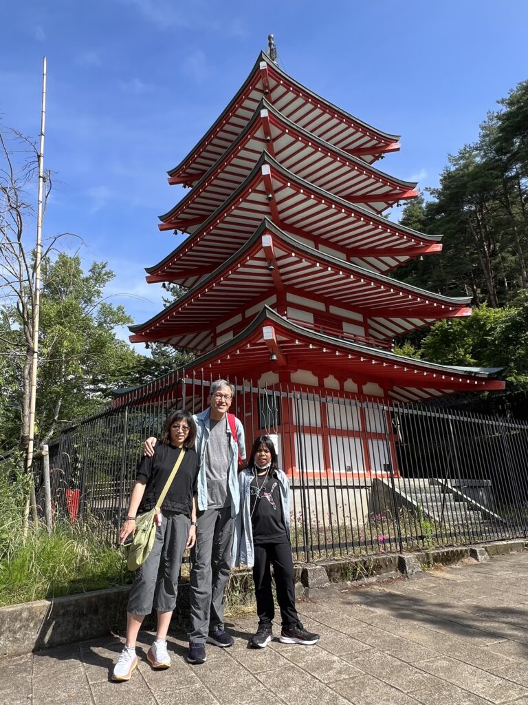 Mt.Fuji 1-day tour,5storied pagoda, FUJIQ highland,Lake Kawaguchiko ...