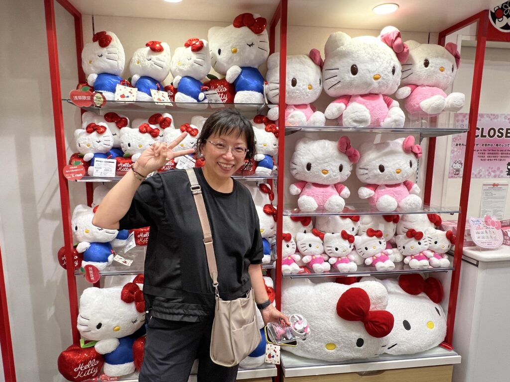 Tokyo 1 day tour, Hamarikyu Gardens, Odaiba, Daiba 1-chome retro arcade ...