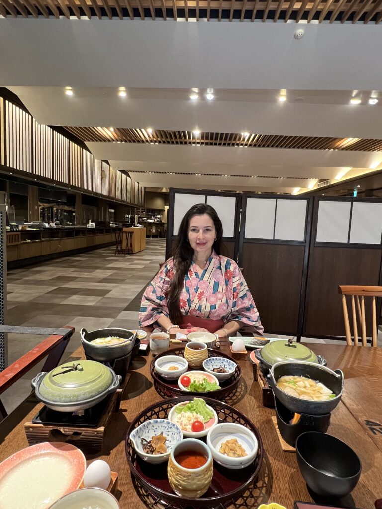 Joy of mountain area of Japan,Hirugami Onsen( hot spring), Tenryu Gorge ...