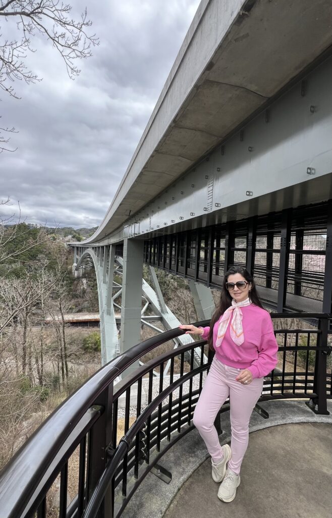 Joy of mountain area of Japan,Hirugami Onsen( hot spring), Tenryu Gorge ...