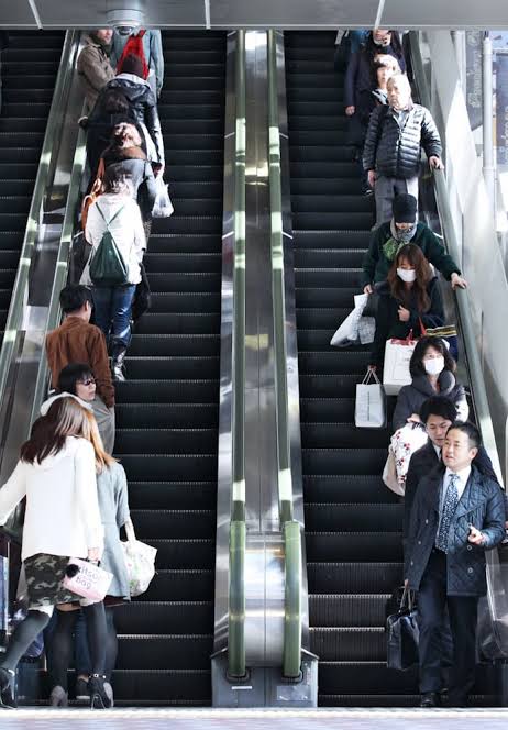 Japanese Manners that Confuse Foreign Tourists!!Toilets Often Have No ...