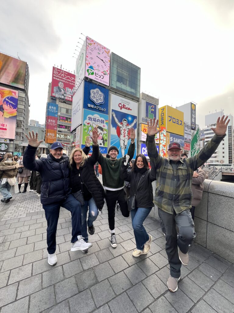 Osaka 1 day tour, Osaka castle, Castle tower, Samurai photos, Lunch ...