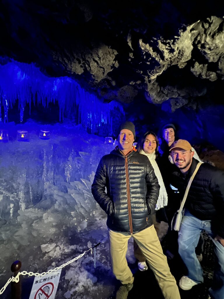 Mt.Fuji Hakone tour, Lake Kawaguchiko, Ice cave, Lunch,Shiraito ...